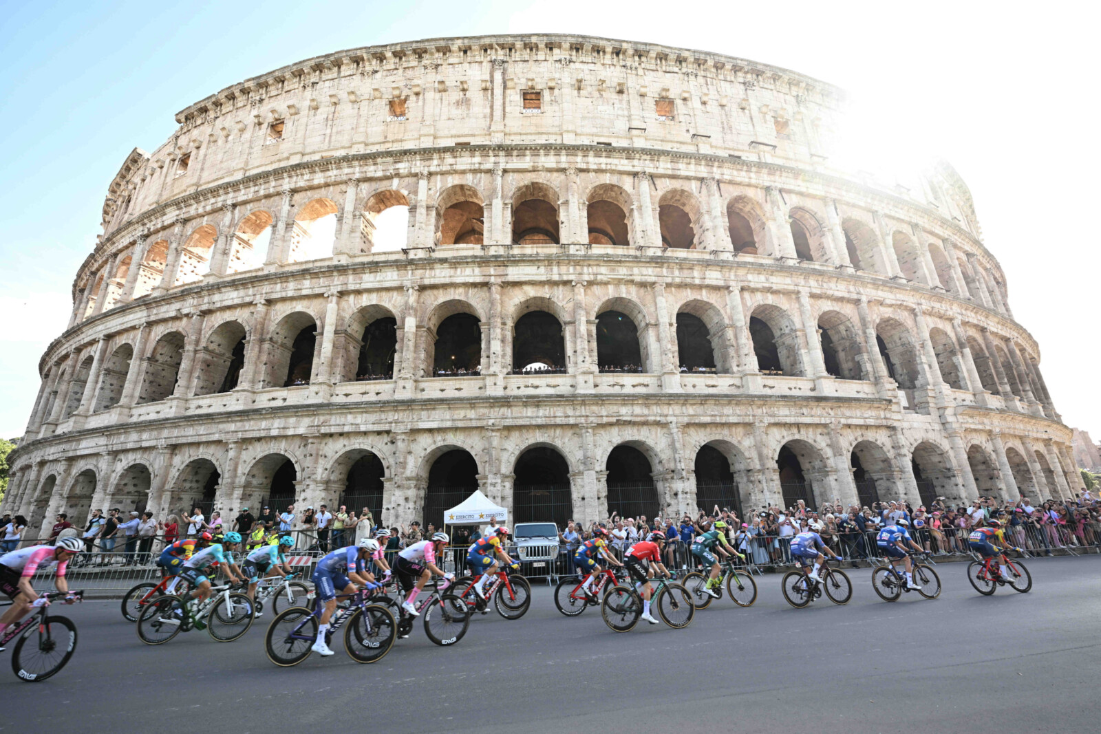 Tested: The 2024 Giant Defy - Bicycling Australia